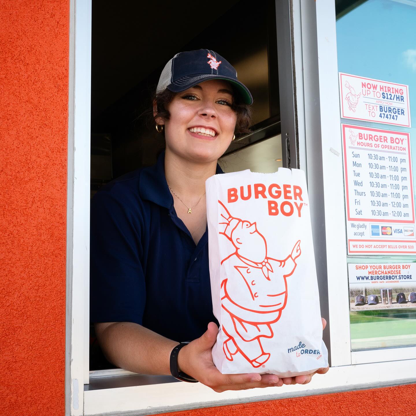 The Most Amazing Original Burger Boy – San Antonio, Texas, USA